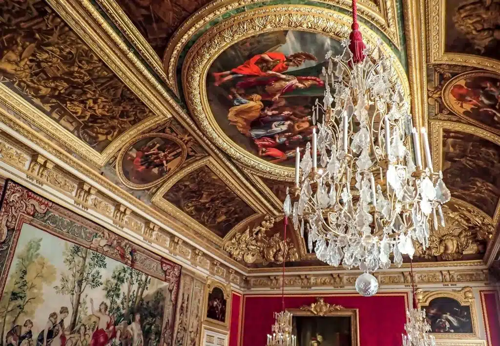 Versailles Palace Ticket and Breakfast 2025 • Express